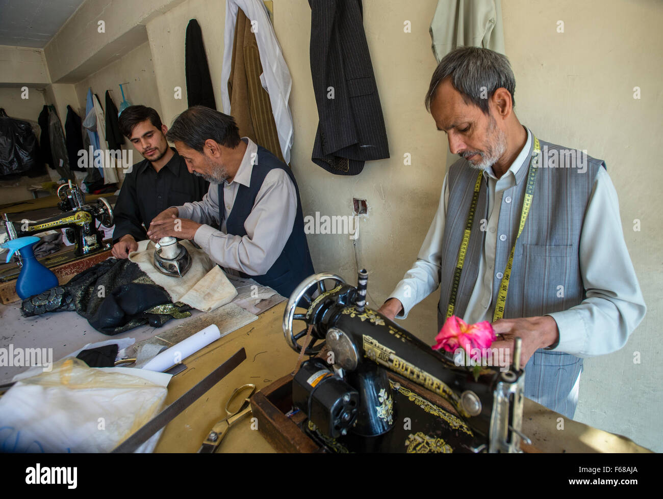 Tailors shop of traditional Afghan clothes in Shahr-e Naw, Kabul ...