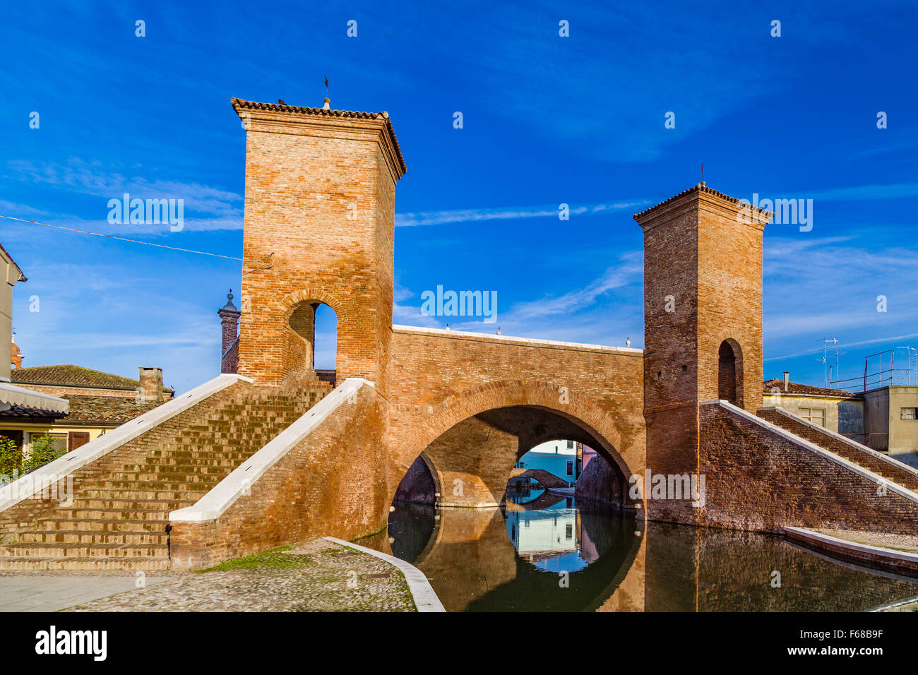 Trepponti bridge in Comacchio in Emilia Romagna, known as The Little ...