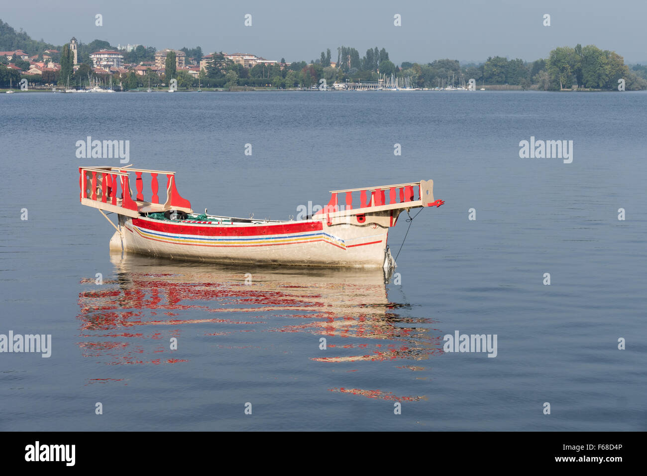 Traditional boat on Lake Maggiore Piedmont Italy Stock Photo - Alamy