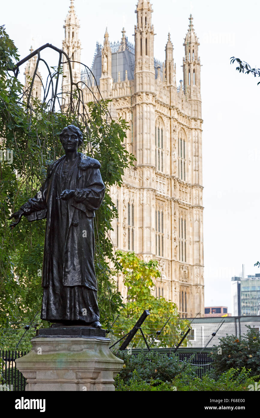 Statue of Emmeline Pankhurst with Houses of Parliament behind ...