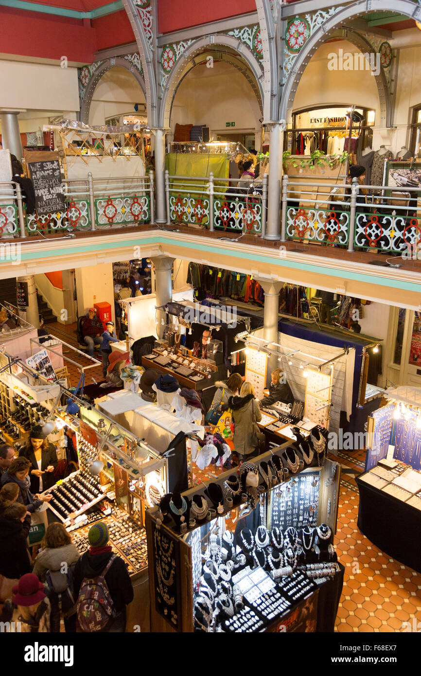 Interior market stalls shoppers hi-res stock photography and images - Alamy