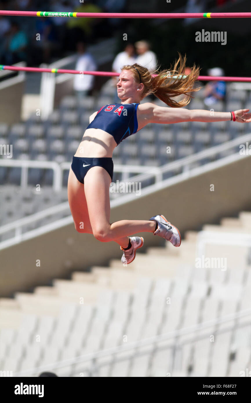 Emily Grove of USA, Pole vault Stock Photo - Alamy