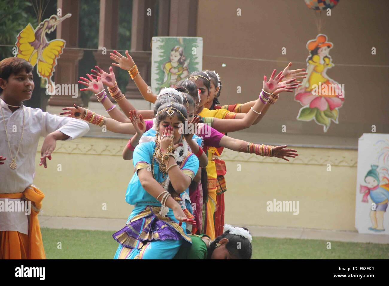 Indian cultural program hi-res stock photography and images - Alamy