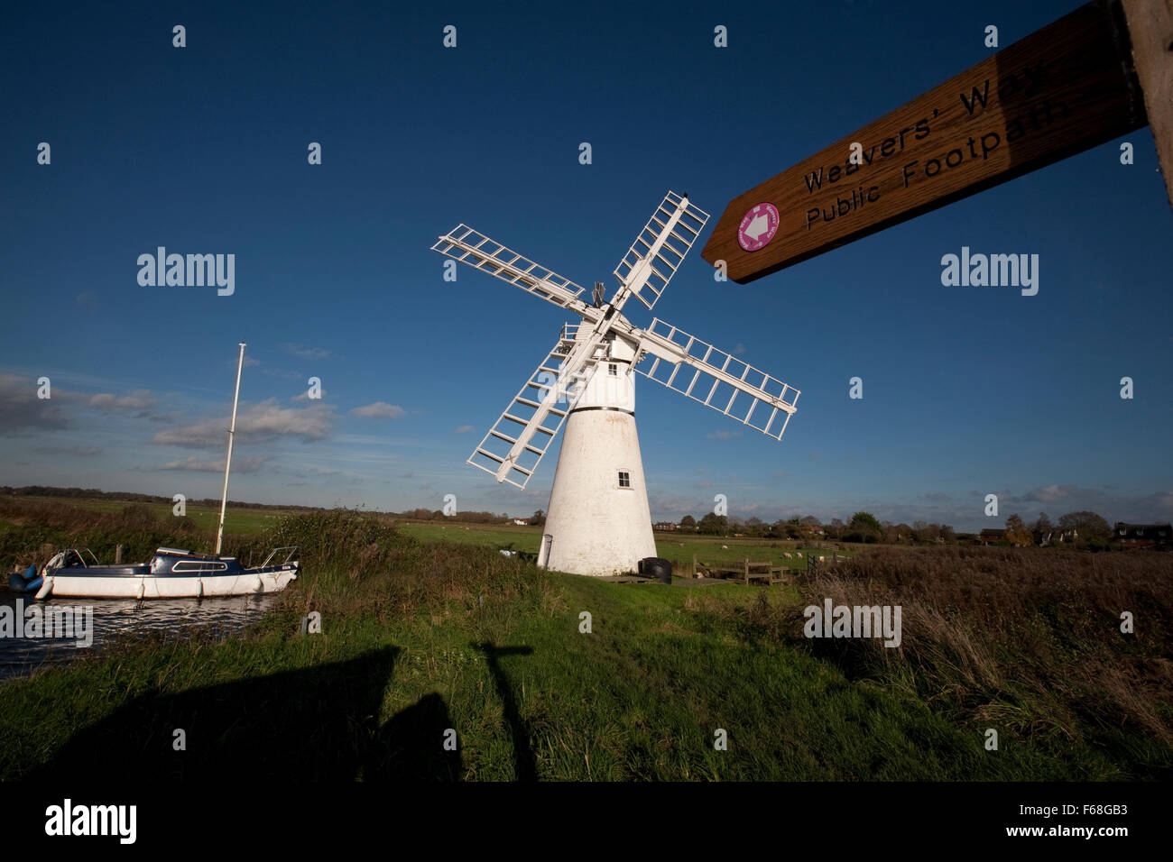 Thurne Mill Norfolk Broads Stock Photo - Alamy