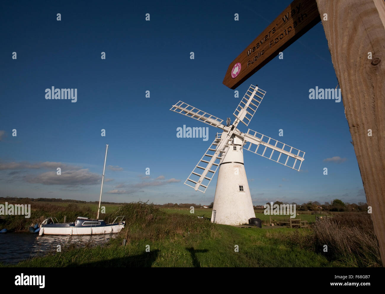 Thurne Mill Norfolk Broads Stock Photo - Alamy