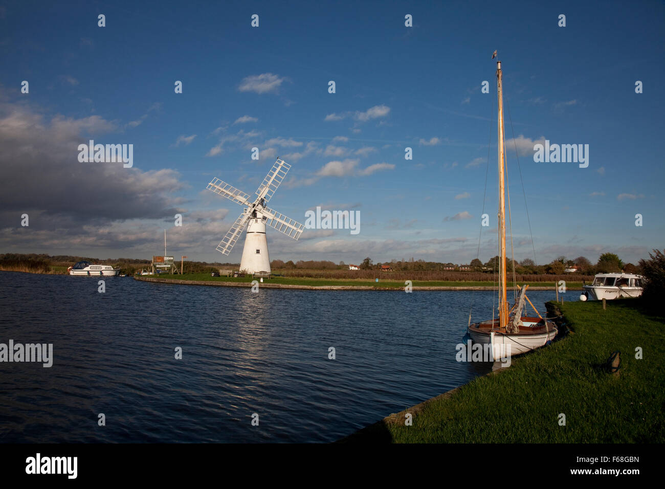 Thurne Mill Norfolk Broads Stock Photo - Alamy