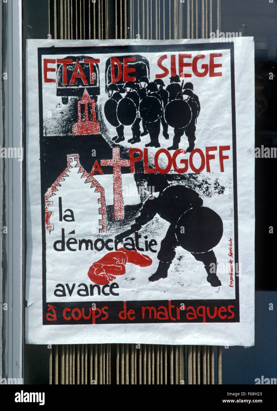 French protest posters hi-res stock photography and images - Alamy