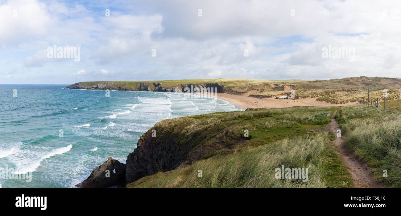 Holywell bay hi-res stock photography and images - Alamy