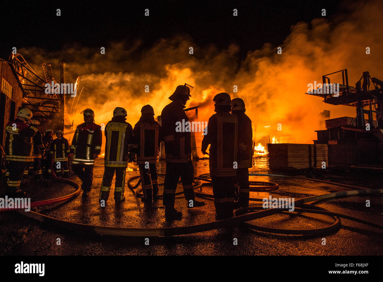 Fire fighters hall hi-res stock photography and images - Alamy