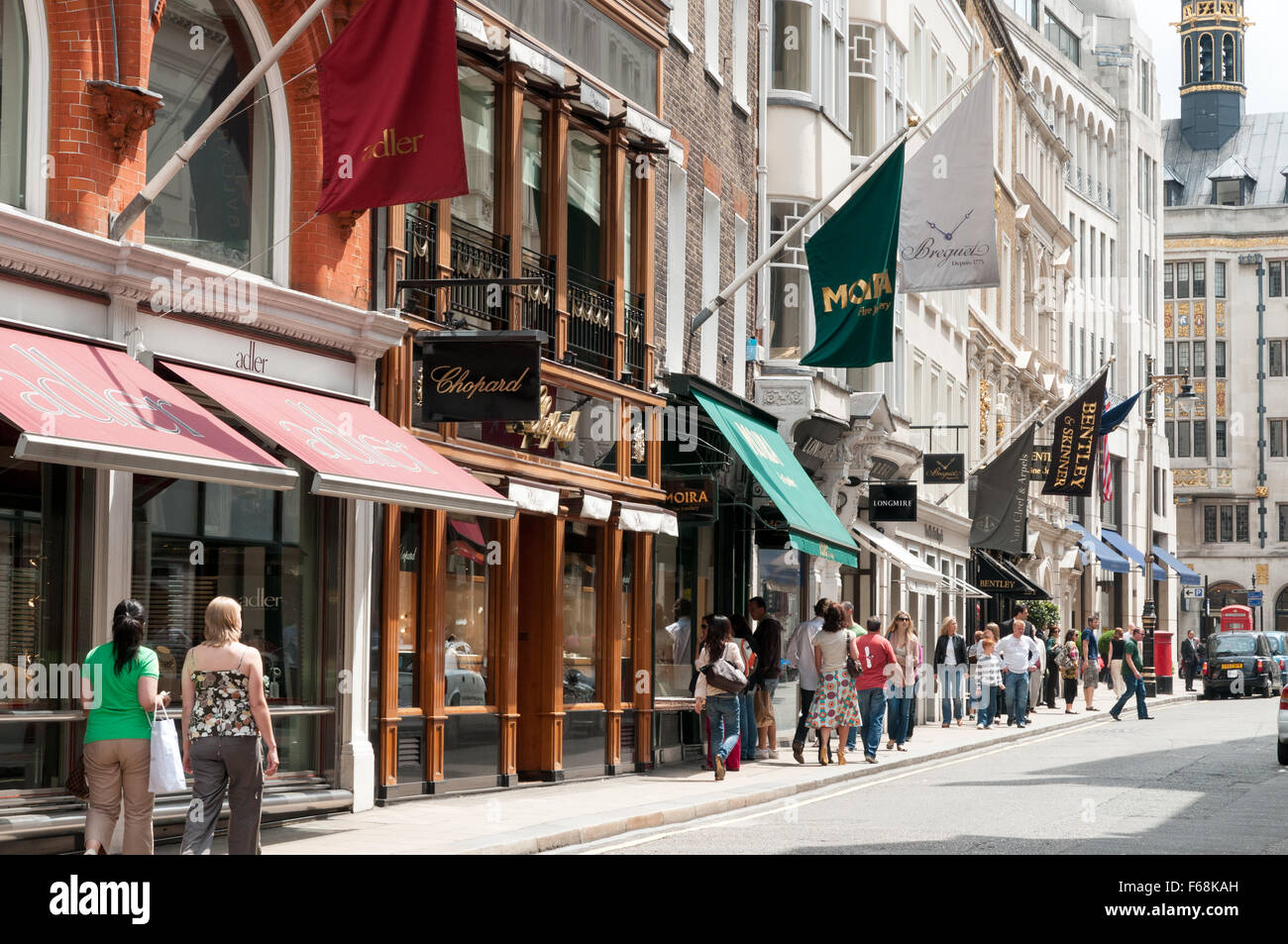Expensive Shops High Resolution Stock Photography and Images - Alamy