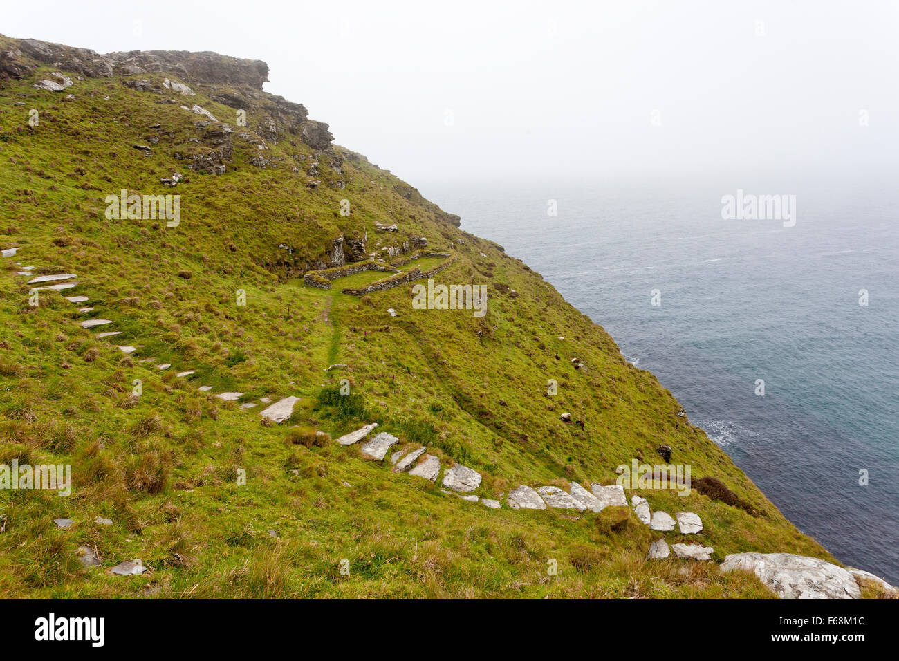 Cliff Edge Path Stock Photos & Cliff Edge Path Stock Images - Alamy