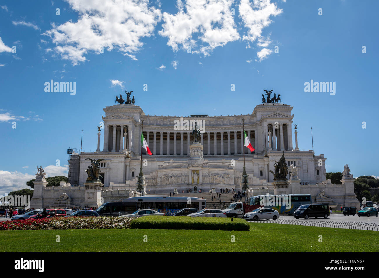 Piazza Venezia in Rome Stock Photo - Alamy