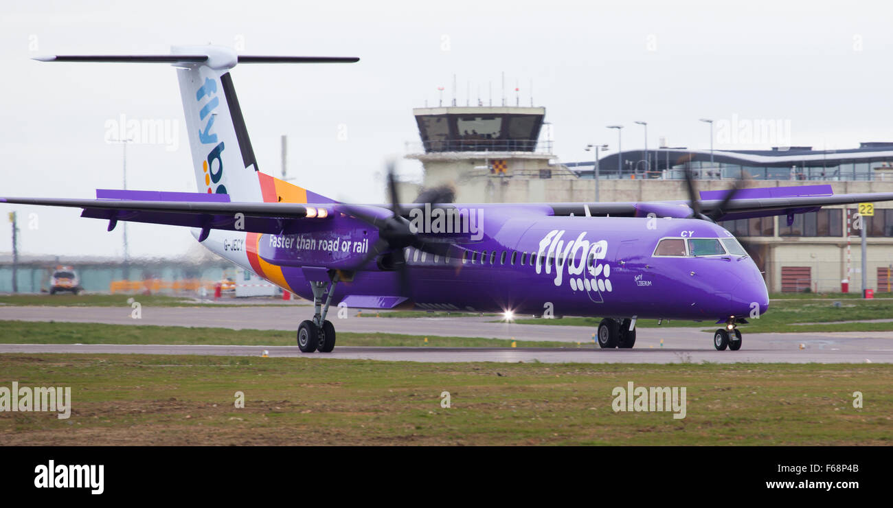 Flybe purple plane hi-res stock photography and images - Alamy