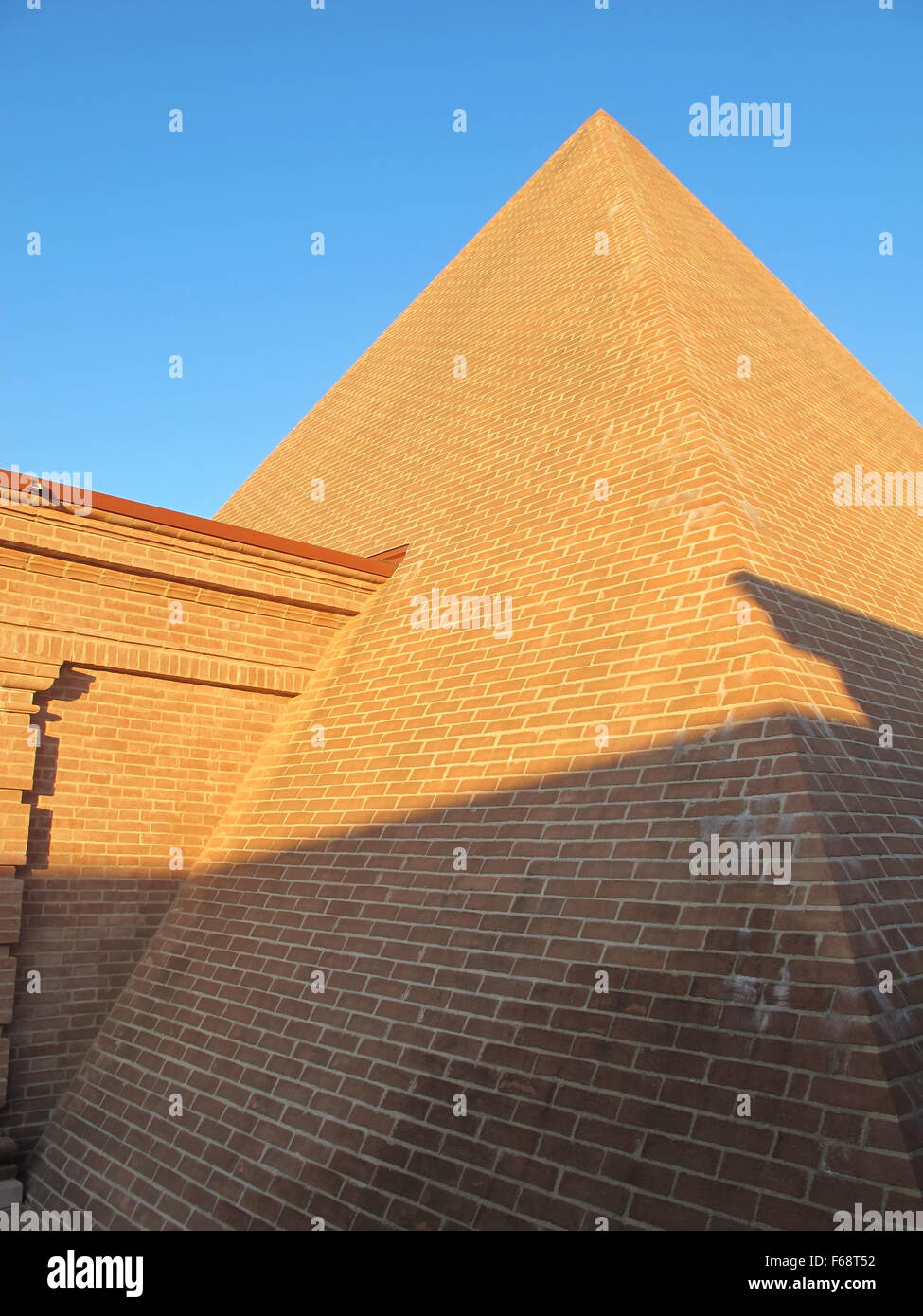 Maze of Masone, Franco Maria Ricci's Masone Labyrinth in Fontanellato ...