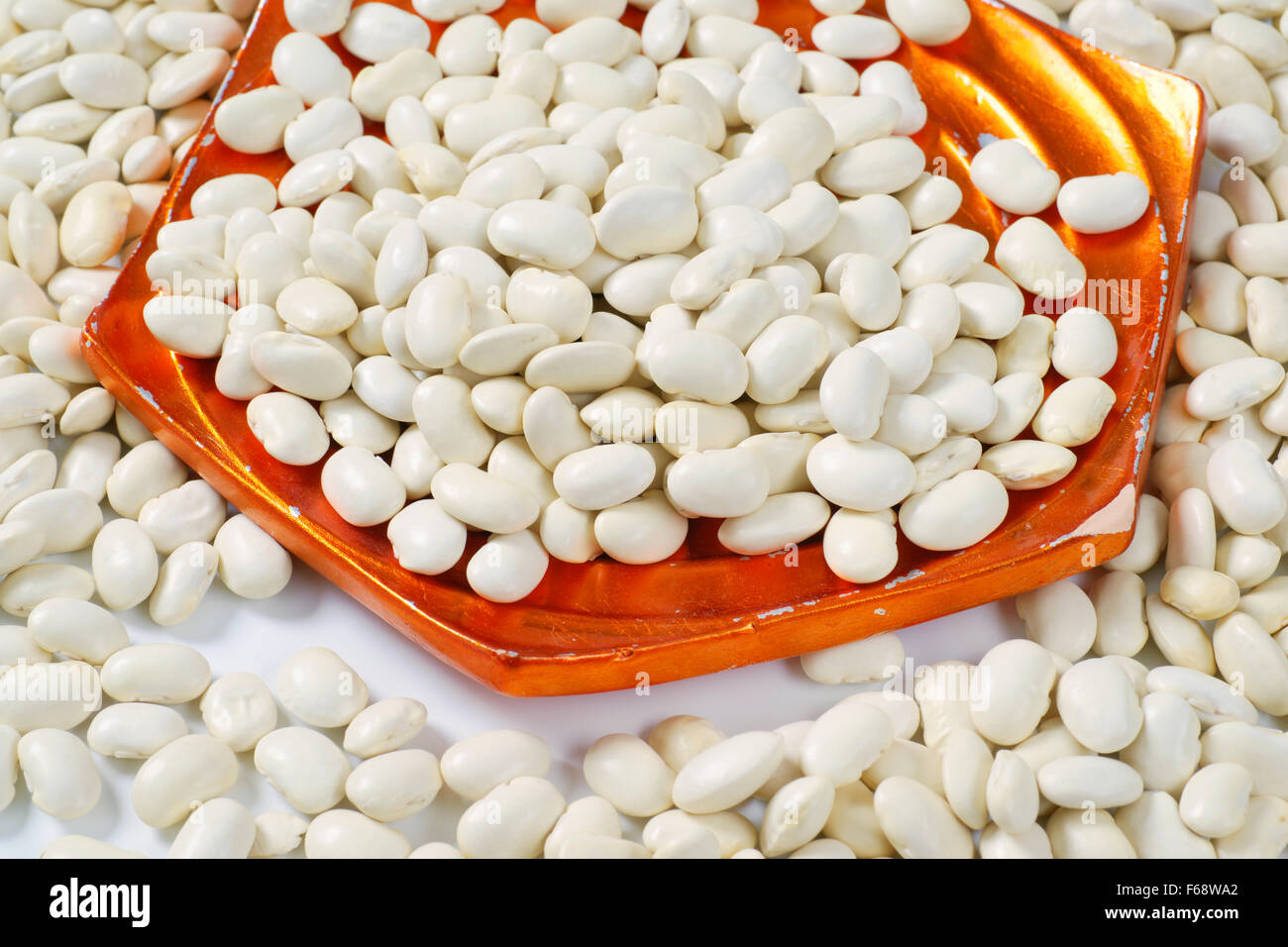 Raw healthy white bean hi-res stock photography and images - Alamy
