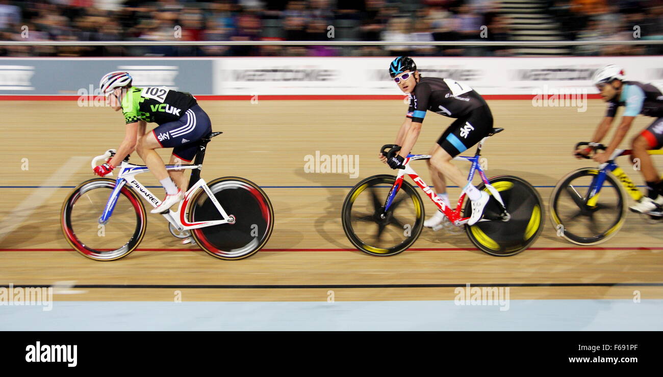 Lee Valley VeloPark, London, UK. 14th November 2015. Geraint Thomas GBR ...