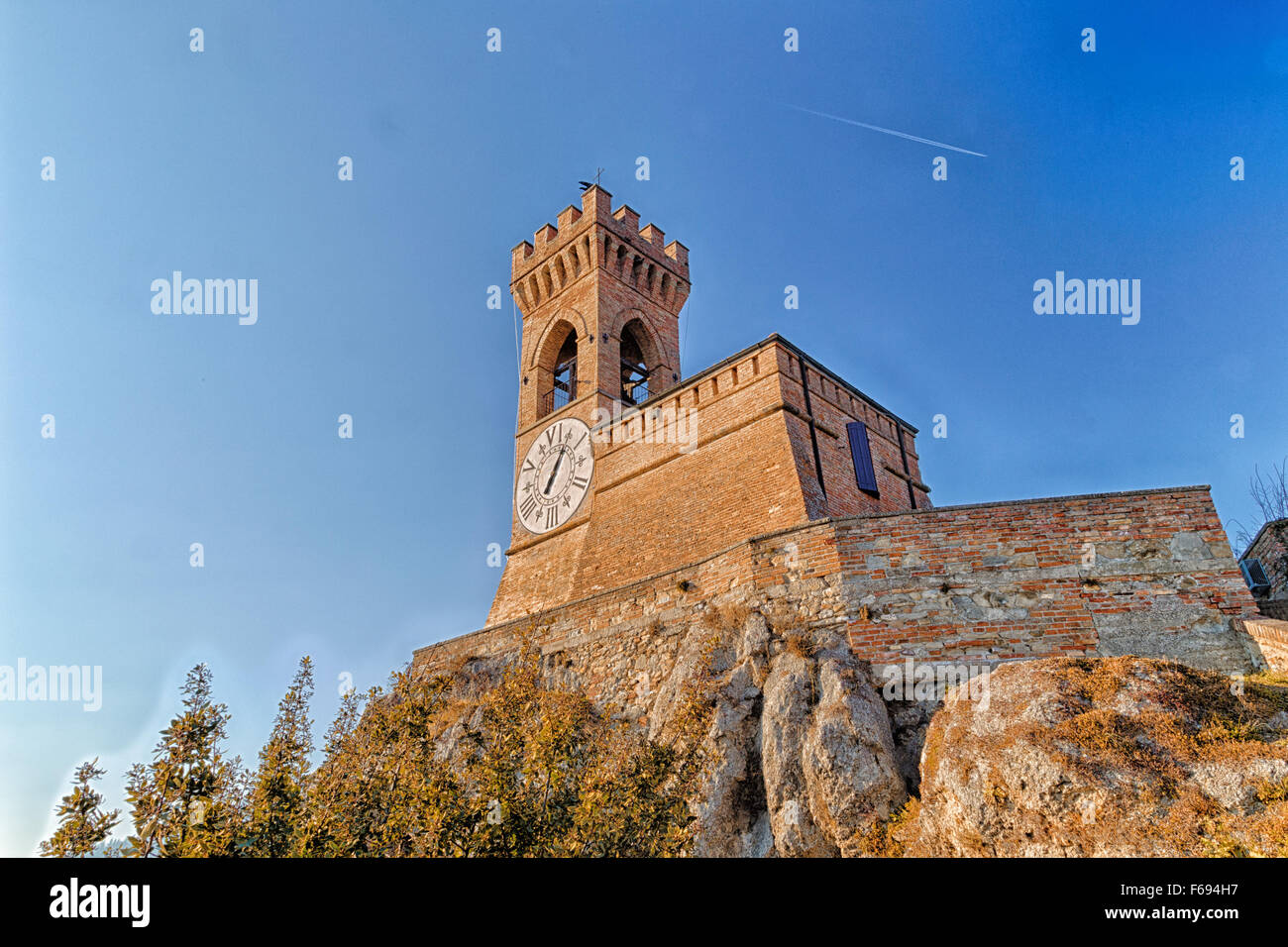 Medieval crenellated brick wall clock hi-res stock photography and ...