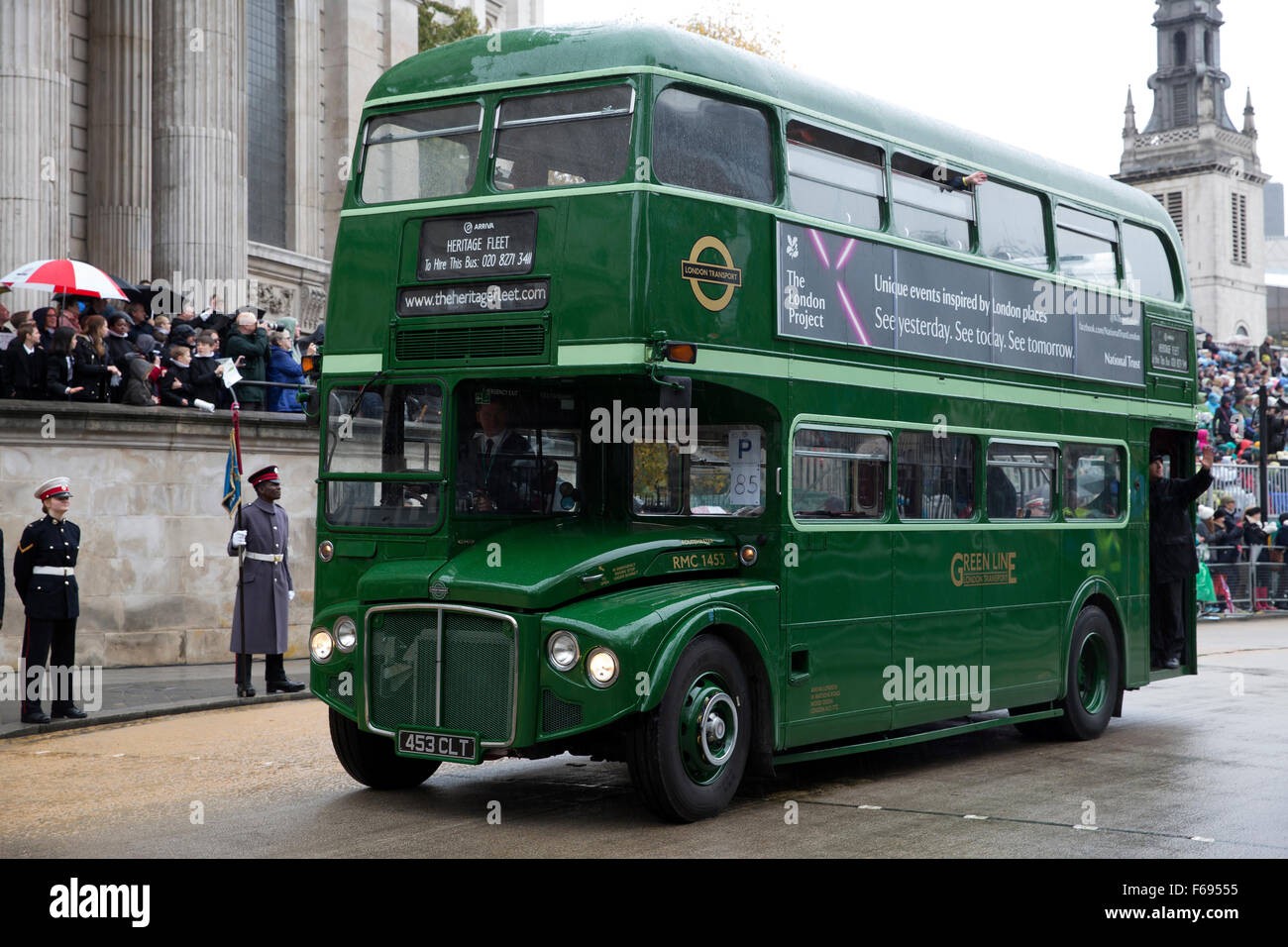 Greenline bus hi-res stock photography and images - Alamy