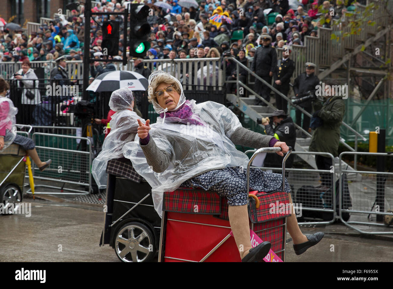 Lord mayors mace hi-res stock photography and images - Alamy