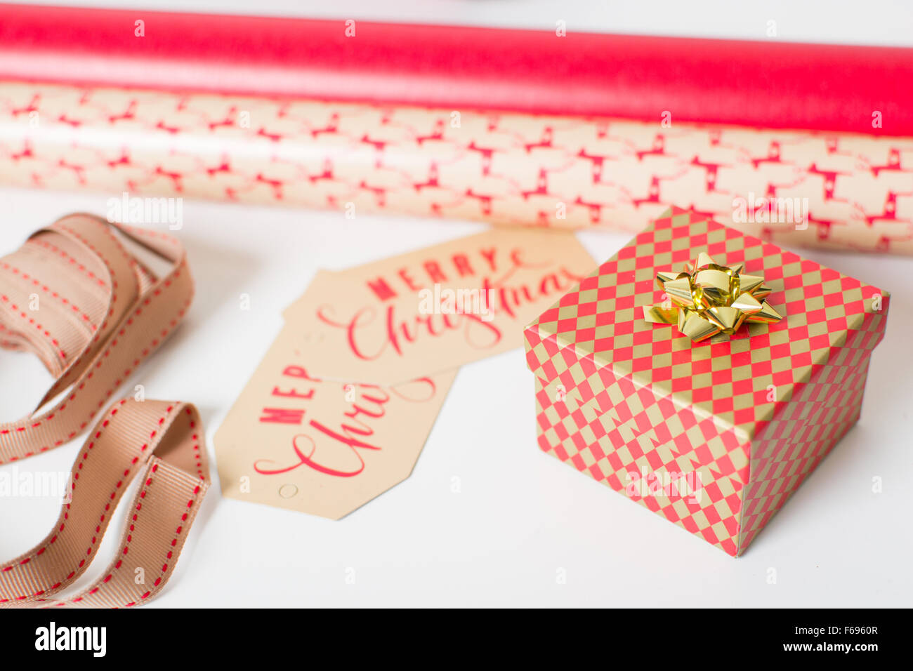 Christmas wrapping and roll hi-res stock photography and images - Alamy