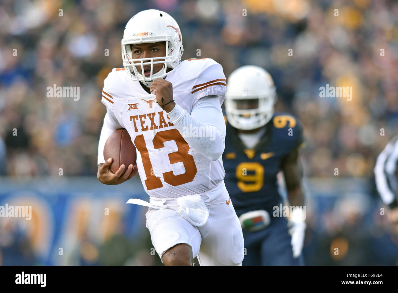 Texas quarterback football big 12 hi-res stock photography and images ...