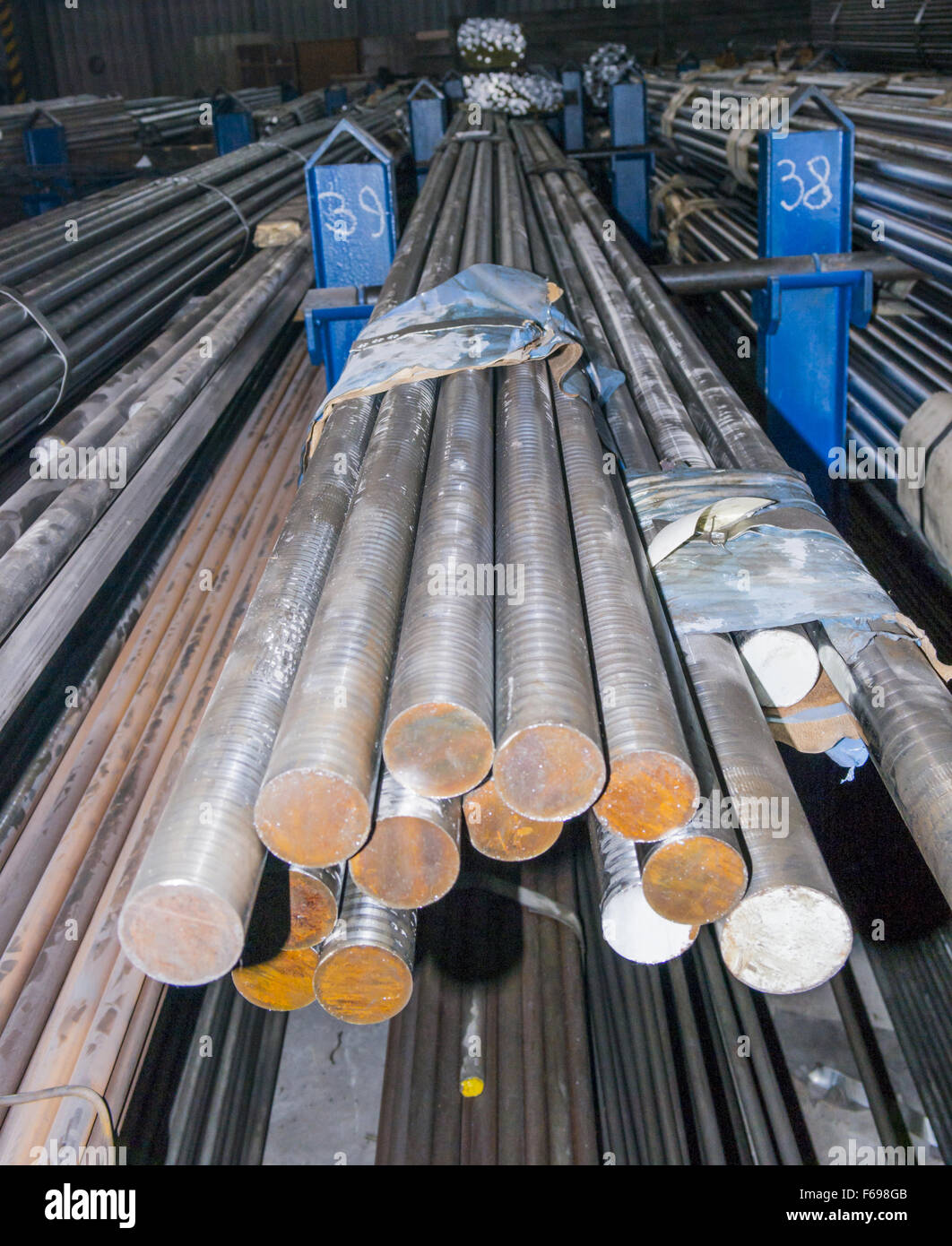 Stainless steel bars hi-res stock photography and images - Alamy