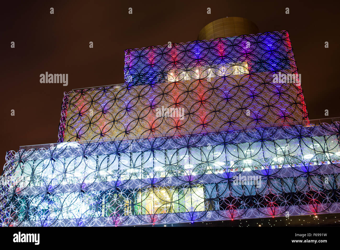 Birmingham,UK:14th November 2015.Birmingham central Library and many ...