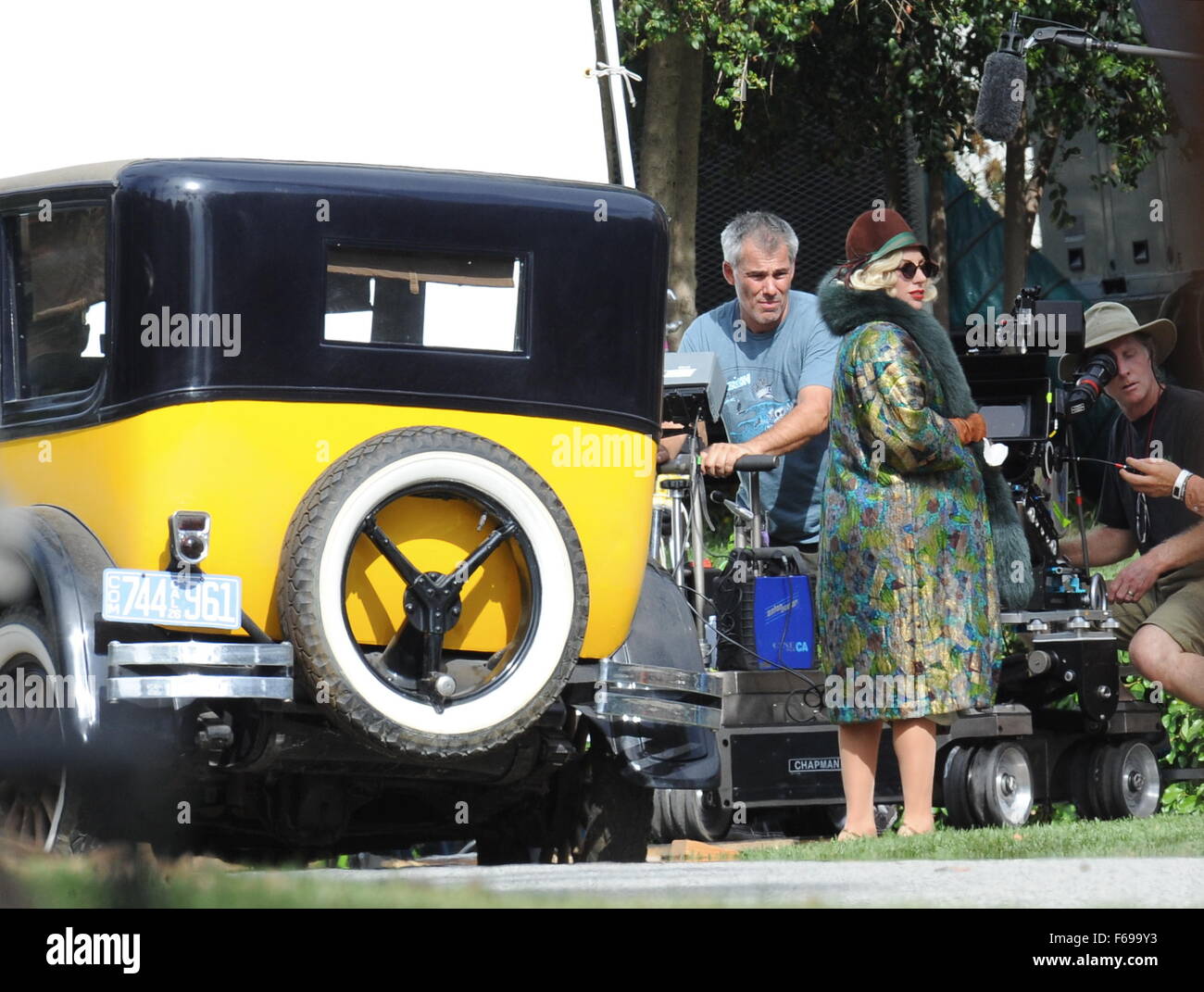 Spoiler alert! the countness Lady Gaga spotted with a baby bump on the ...