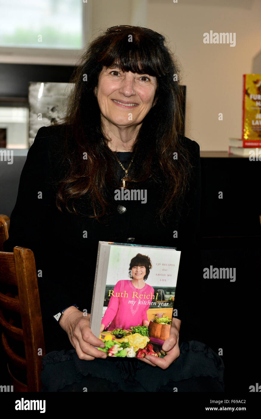 Ruth Reichl at her talk, lunch and autograph session on her new ...