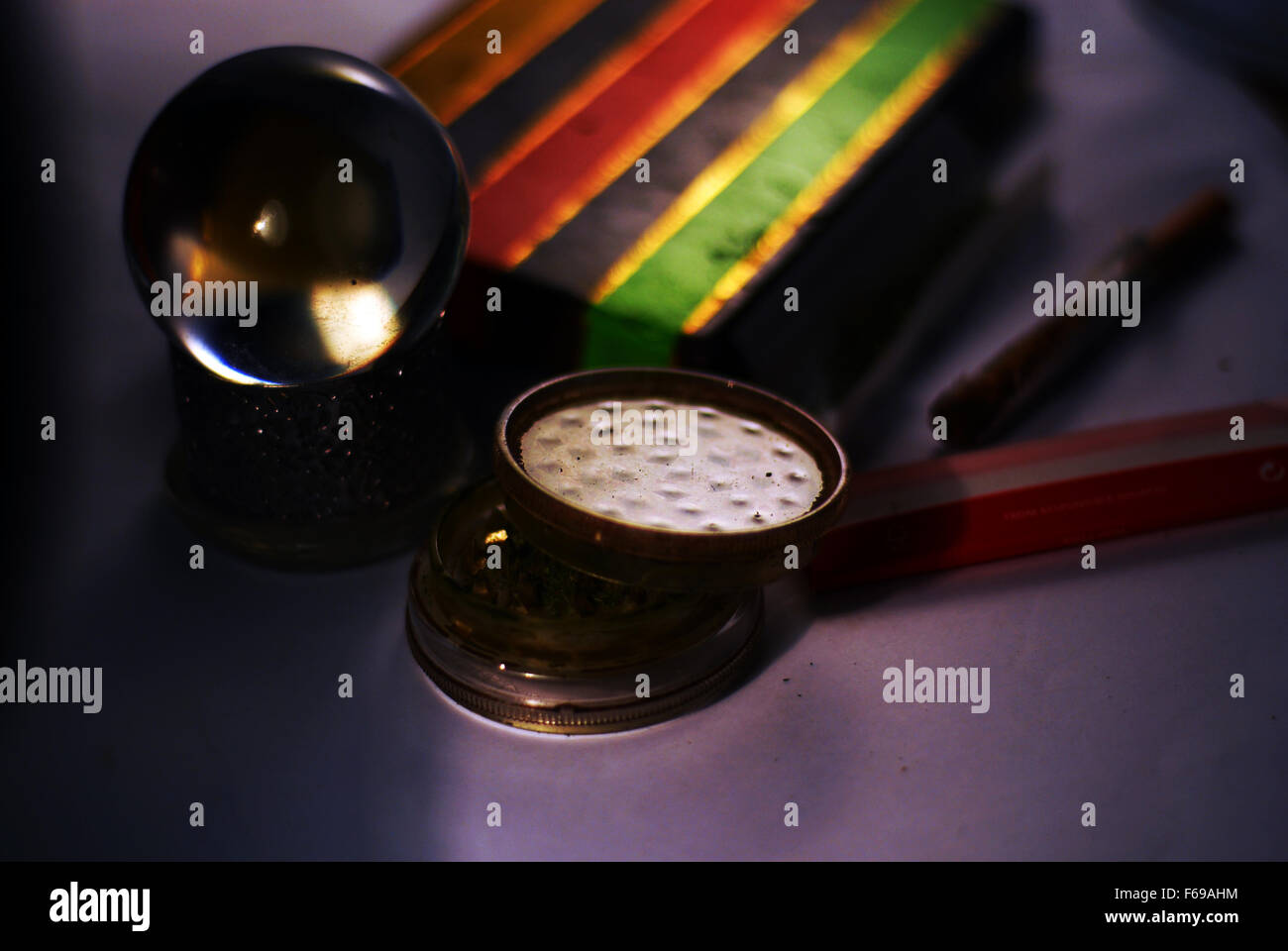 Smoke dope hi-res stock photography and images - Alamy