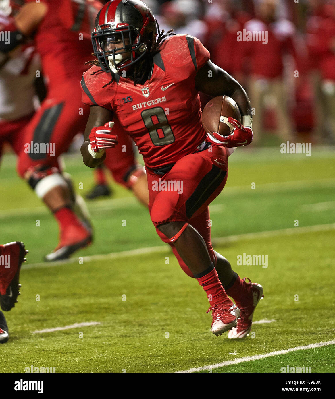 Piscataway, New Jersey, USA. 14th Nov, 2015. Rutgers' running back Josh ...