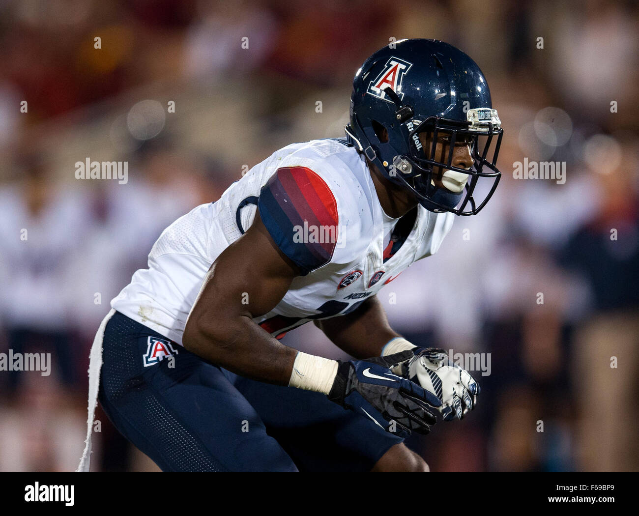 Los Angeles, CA, USA. 07th Nov, 2015. Arizona Wildcats cornerback (11 ...