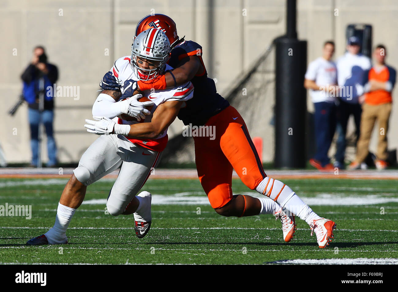 November, 14, 2015: Ohio State Buckeyes wide receiver Jalin Marshall (7 ...