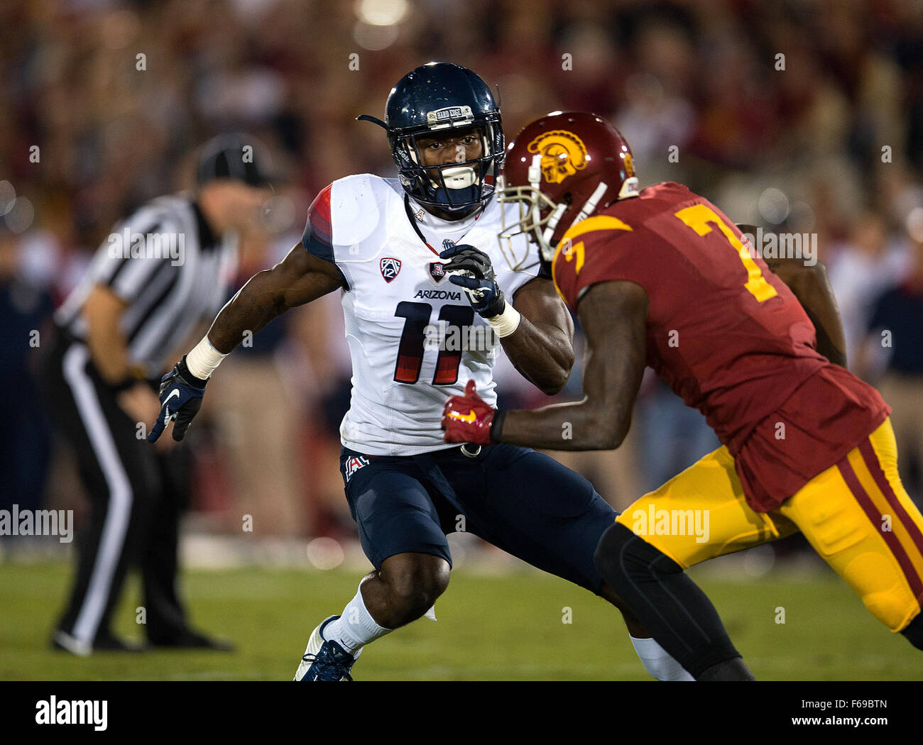 Los Angeles, CA, USA. 07th Nov, 2015. Arizona Wildcats cornerback (11 ...