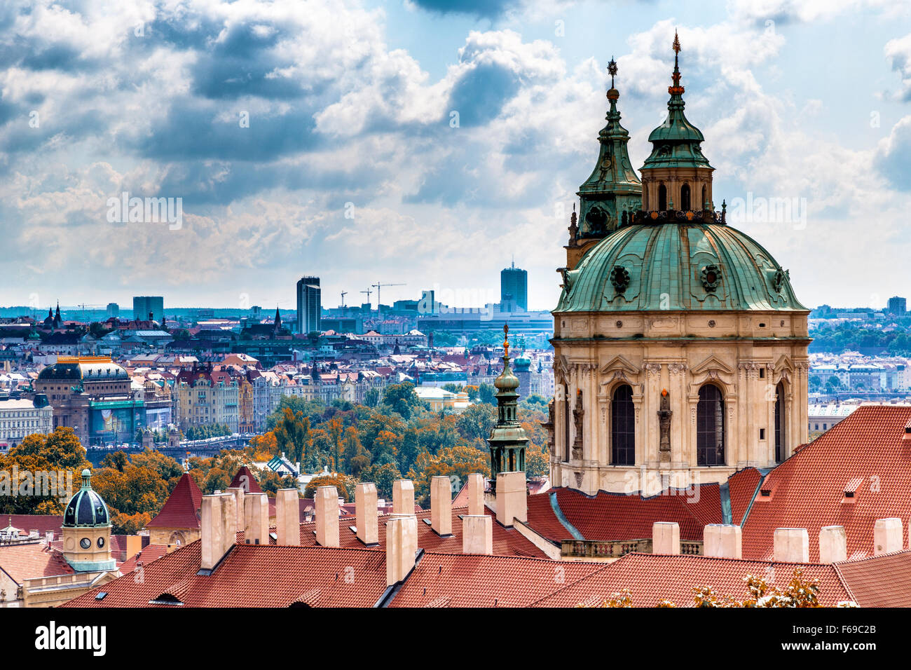 Scenic view of the historical center of Prague: houses, buildings ...