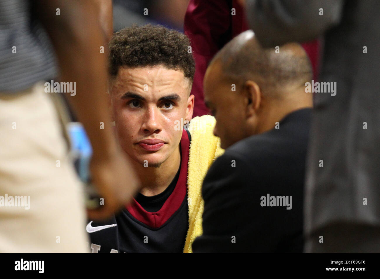 November 14, 2015; Providence, RI, USA; Harvard Crimson guard Corey ...