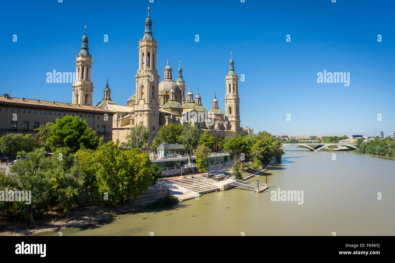 El Pilar basilica and the Ebro River, wide angle Stock Photo - Alamy