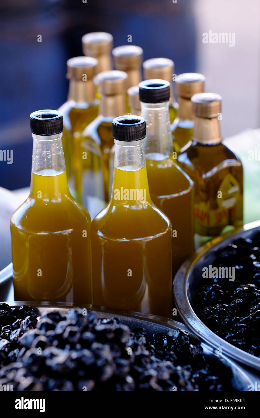 Bottle stall hi-res stock photography and images - Alamy
