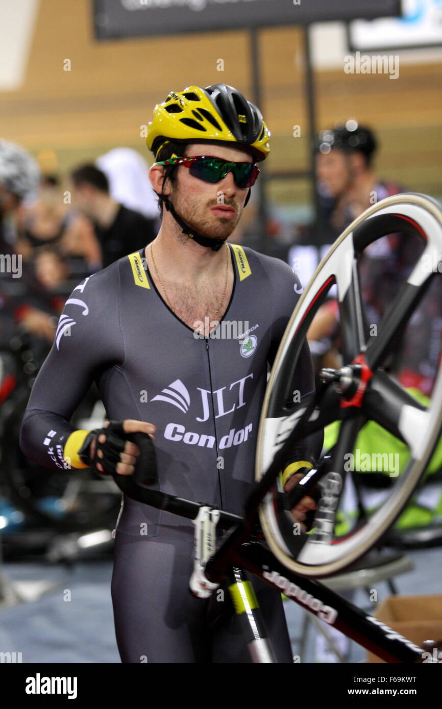 Felix English on his way to the start of the UCI Scratch Race at Lee ...