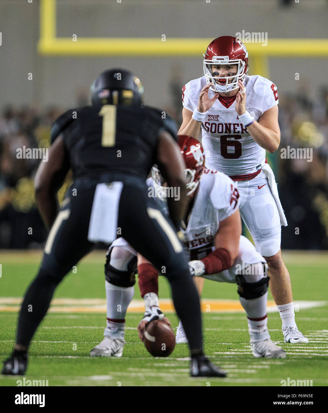 Waco, Texas, USA. 14th Nov, 2015. Oklahoma Sooners quarterback Baker Mayfield (6) during the ...