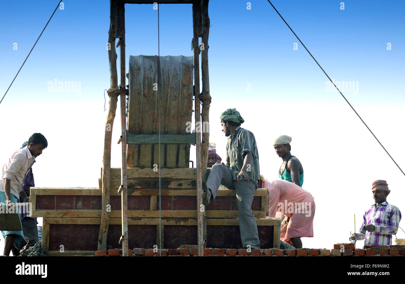 Construction site worker hi-res stock photography and images - Alamy