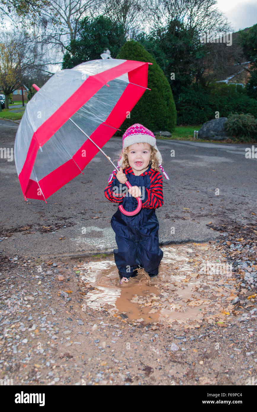 Fetcham, Surrey, UK. 15th Nov, 2015. Dorrie Cunningham jumping in ...