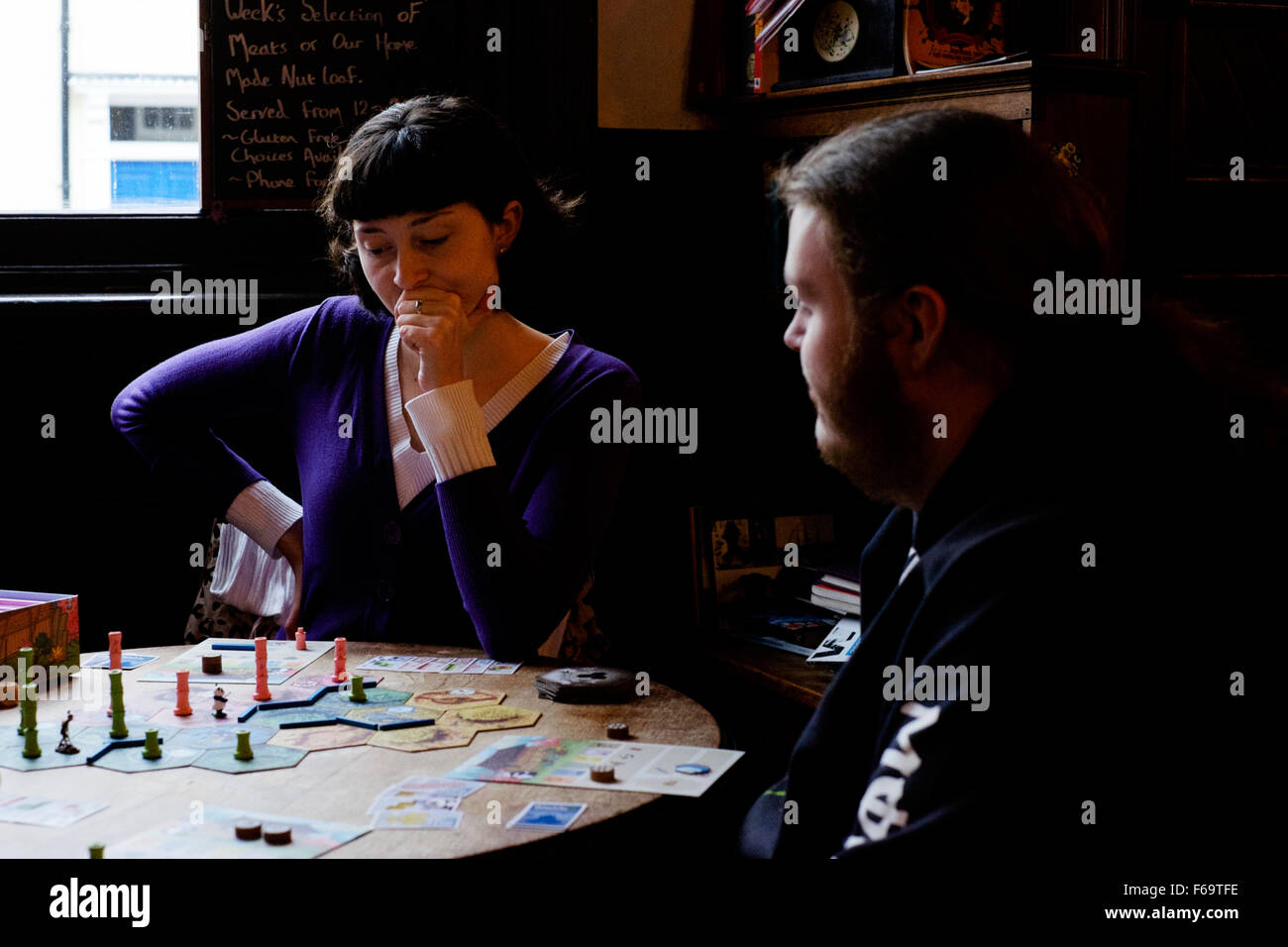 Traditional pub games hi-res stock photography and images - Alamy