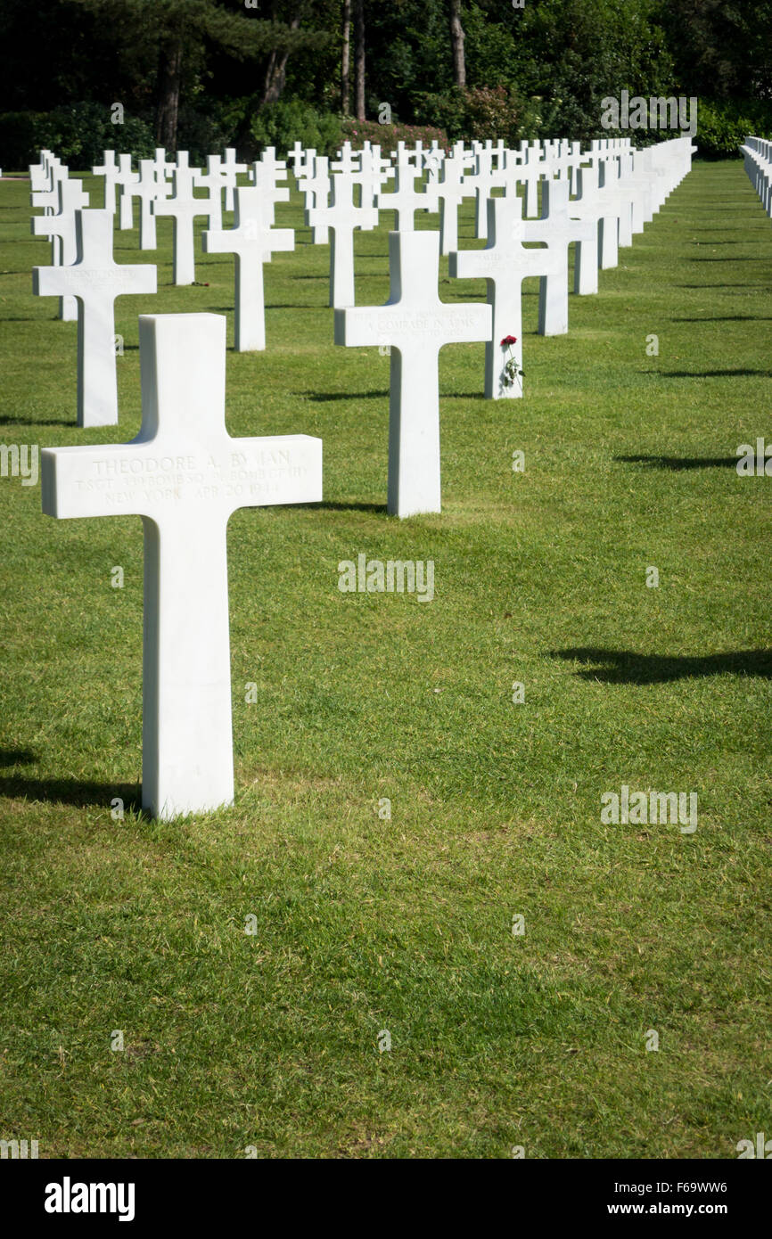 American ww2 cemetery normandy hi-res stock photography and images - Alamy