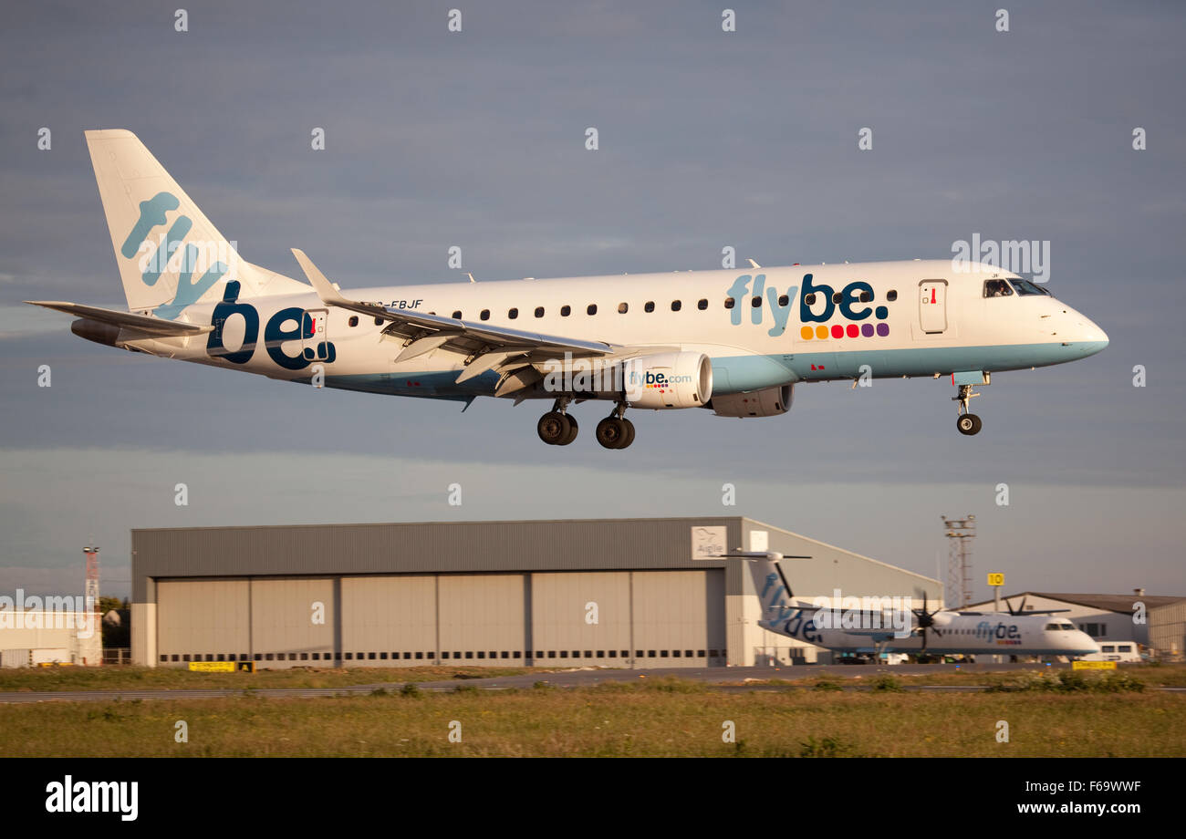 Flybe Embraer 175 Stock Photo - Alamy
