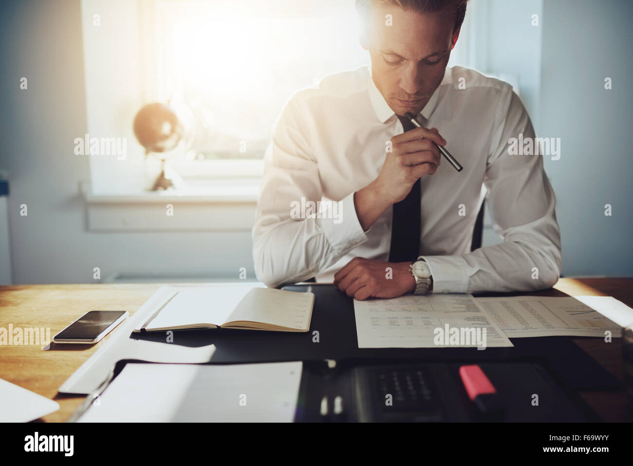 Business Man Stock Photos & Business Man Stock Images - Alamy