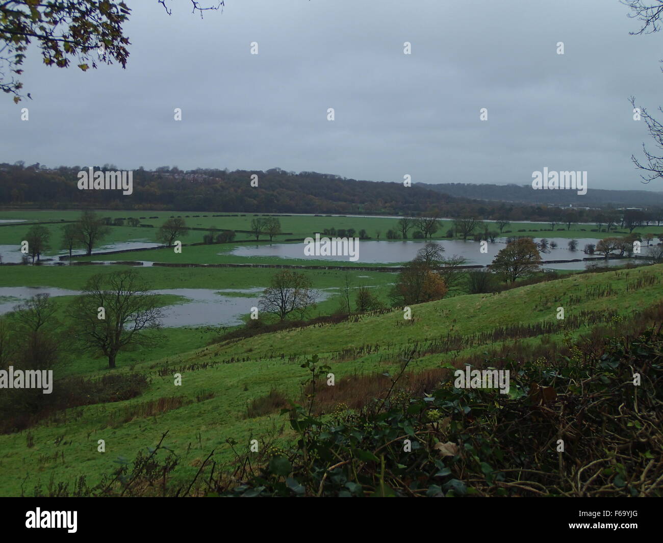 Preston, Lancashire, UK. Sunday 15th November 2015. Heavy Rainfall in ...