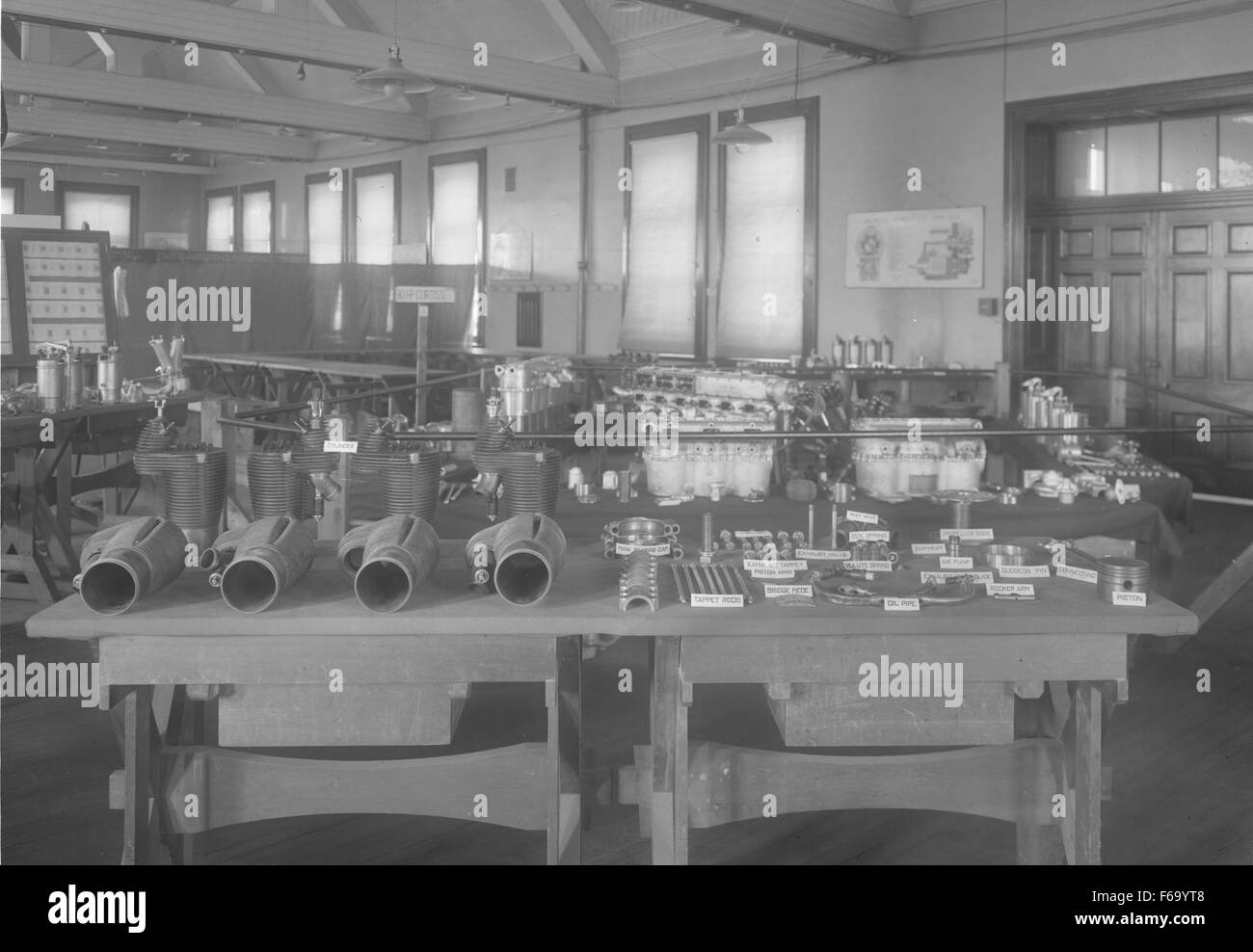 This image shows a mechanical workshop of the Royal Flying Corps during ...