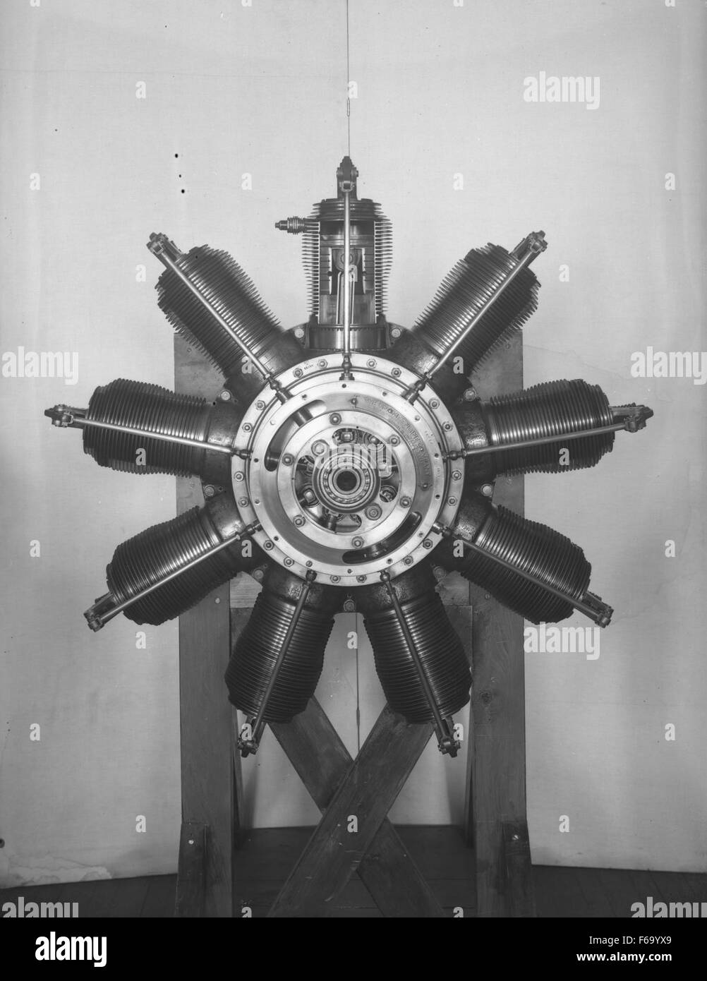Gnome rotary engine hi-res stock photography and images - Alamy