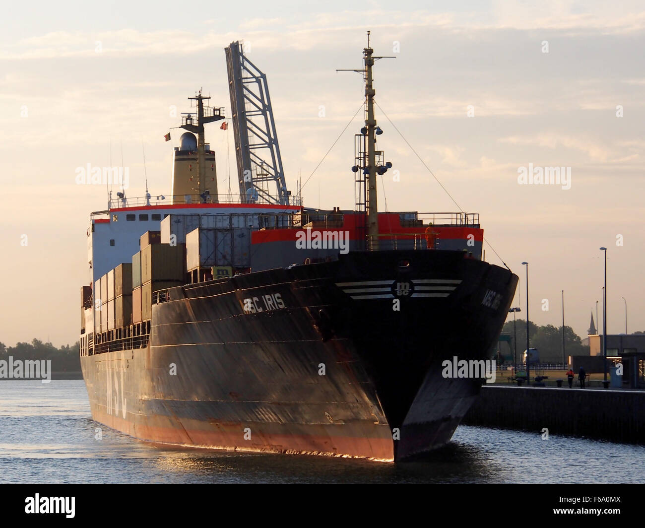 MSC Iris - IMO 8201624, Zandvlietsluis, Port of Antwerp pic1 Stock Photo - Alamy